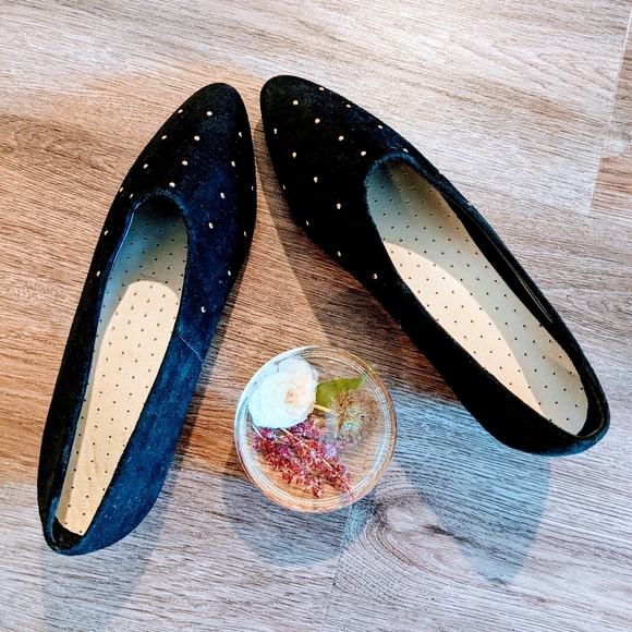 Vintage | Shoes | Vintage Ellemeno Black And Gold Pointed Toe Studded ...